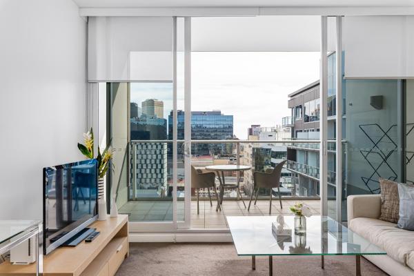 Swainson On Hindmarsh - Stirling