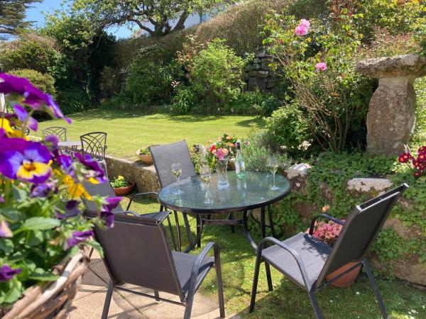 Spacious Flat St Ives Former Farmhouse, Parking - Saint Ives