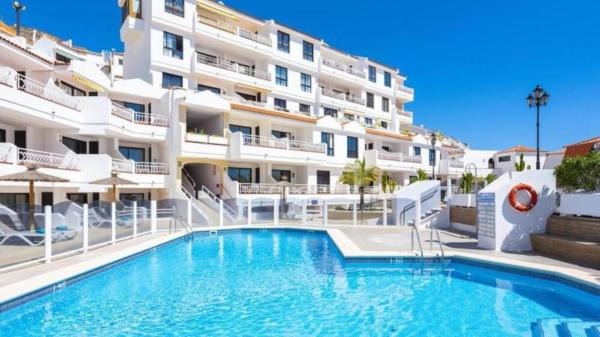 Greatly Located Apartment With Heated Pool, Los Cristianos - Los Cristianos