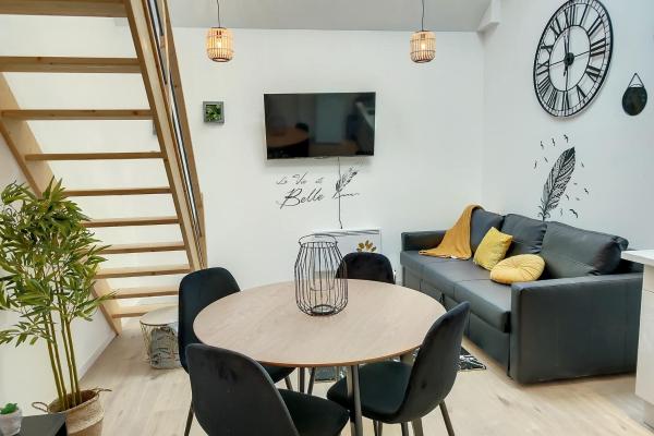 Sublime Appart Rénové Duplex Centre Ville 4pers Wifi - Saint-Quentin