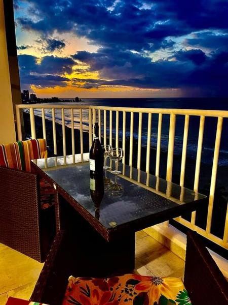 Beach Front Condo In Isla Verde! - Trujillo Alto