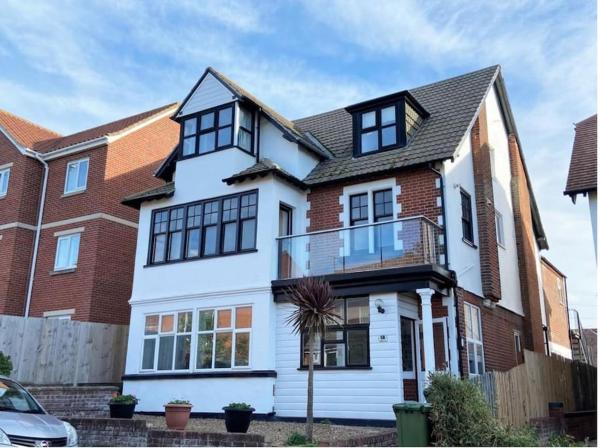 Flat 2, Cliff Road - Sheringham
