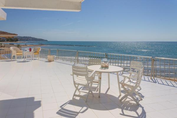 Magnifica Villa Aireola Frente Al Mar - Benicasim