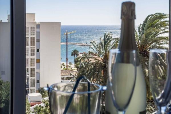 Apartamento Acogedor, Terraza, Piscina Y Mar - Benalmádena