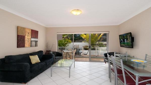 Blue Haven Short Walk To Beach, Shops, Cafes Accom Holidays - Terrigal