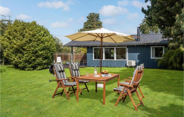 Awesome Home In Væggerløse With Kitchen - Denmark