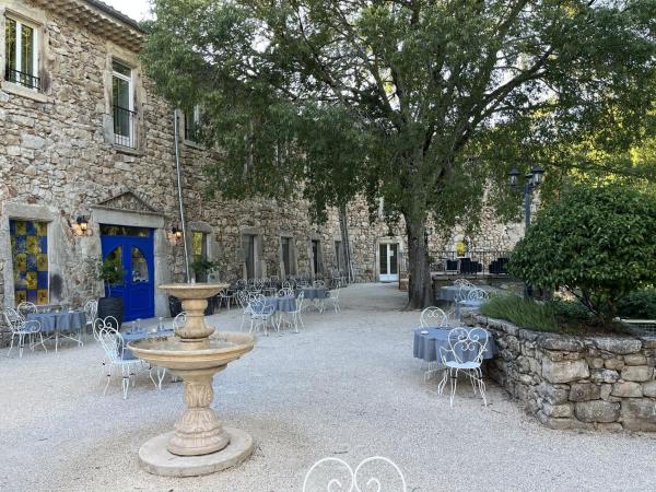 Logis Hôtel Restaurant Le Domaine De L'eau Vive - Balazuc