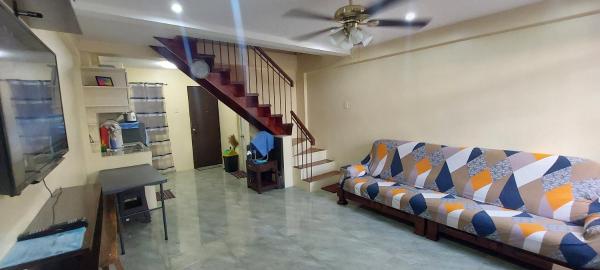 Affordable Fully Furnished House With 3 Bedroom For Family And Big Groups - Philippines