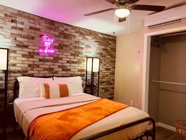 Apartment Near Tpa Airport - Tampa, FL