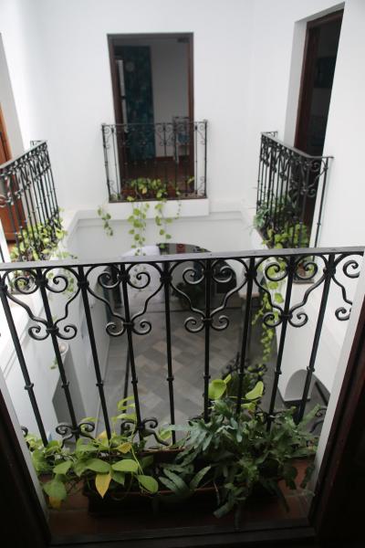 Wake Up In Tarifa Hostel & Restaurant Lounge - Tarifa