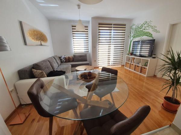 Sunny Home In Mostar With A Garage! - Mostar