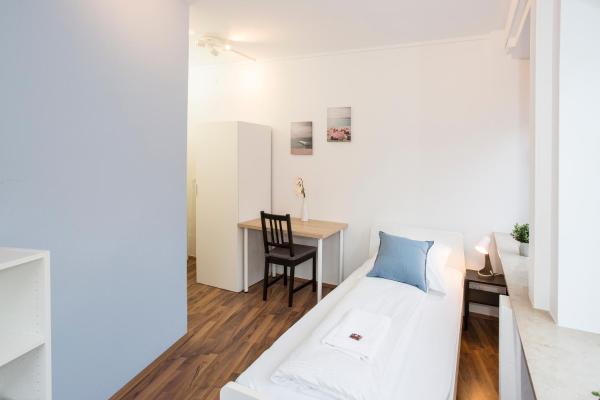 Zentral Gelegene Zimmer Mit Gemeinschaftsbad Und Küche - Nürnberg