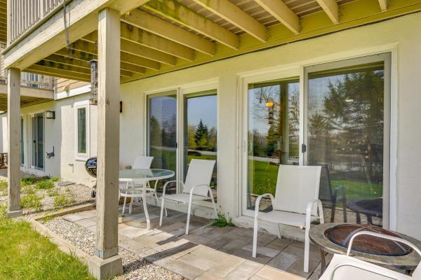 Ski-inandski-out Peru Condo With Fire Pit And Grill! - Bromley Mountain, VT