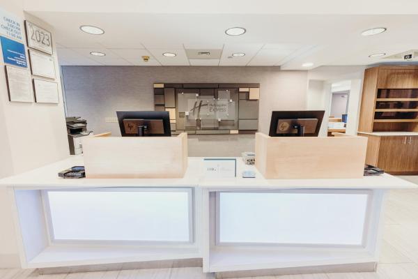 Holiday Inn Express Atlanta - Northeast I-85 - Clairmont Road By Ihg - Decatur, GA