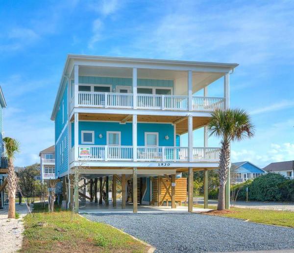 Ocean Peek - Oak Island, NC