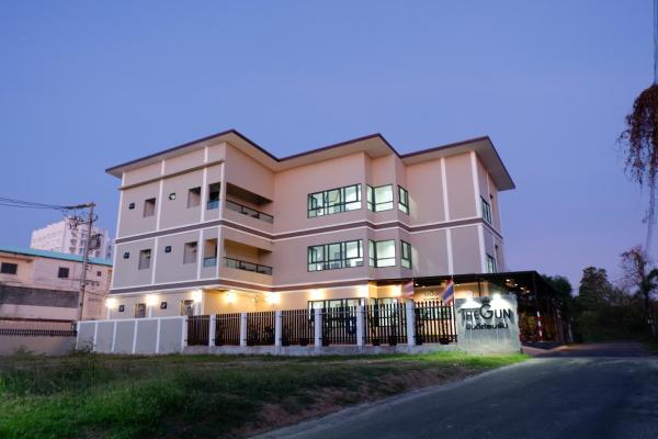 The Gun Hotel - Buri Ram