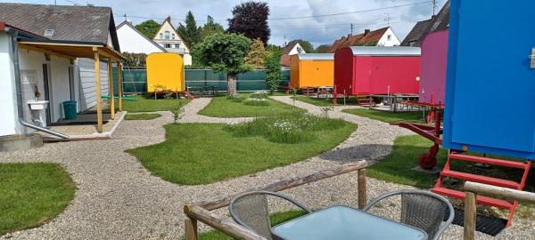 "Nesthocker" Café-snackbar-pension-bauwagencamp - Bayern