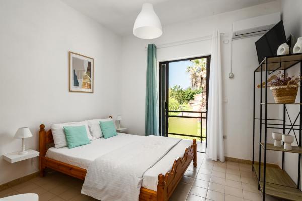 The Springfield Corner Apartments By Konnect - Korfu