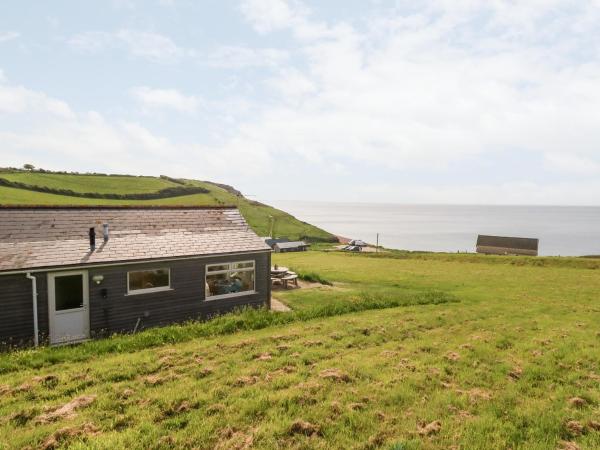 Siesta Chalet - Bridport