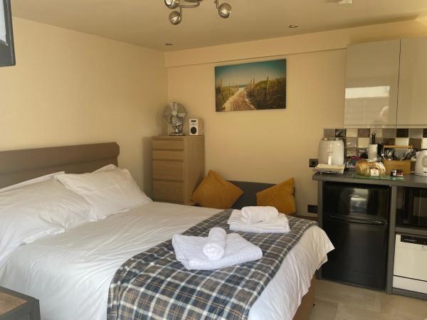 Auntie Bett's - Cosy Double Ensuite Room With Mini Kitchen - Kingsbridge
