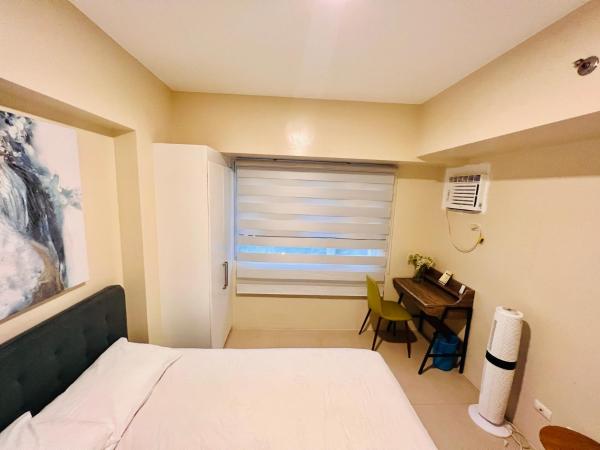 * * *H Incomparable Value - Iloilo City