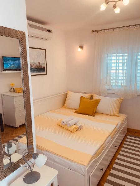 Studio Apartment Giovanni - Omiš