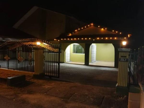 Hajjah Homestay Tg Agas Muar - Muar