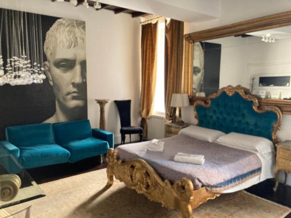 D.r.rome Spanish Luxury Suites - Ciampino