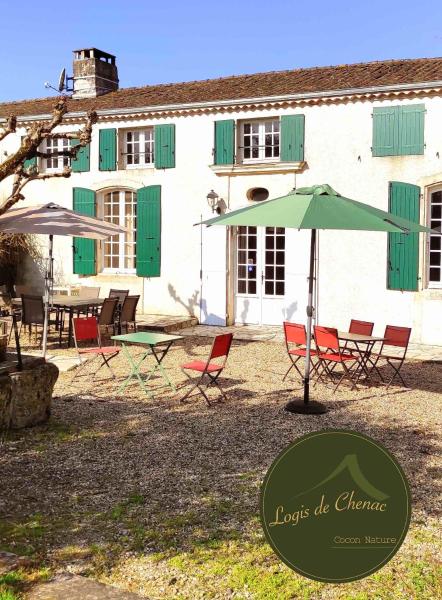 Logis De Chenac - Chambres Et Table D'hôtes - Meschers-sur-Gironde