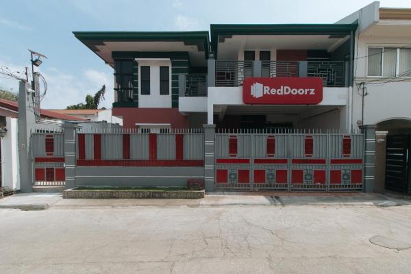 Reddoorz @ Alquiza Residences Paranaque - Las Piñas