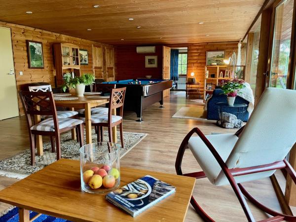 Laimjala Guesthouse With A Cozy Lounge And Terrace - Estonia