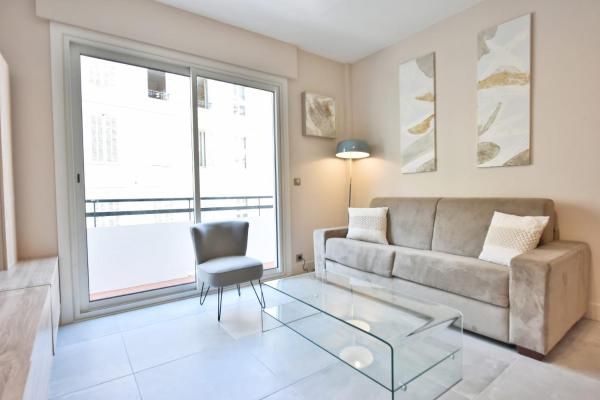 3-room Apartment In The Heart Of Cannes - Cannes