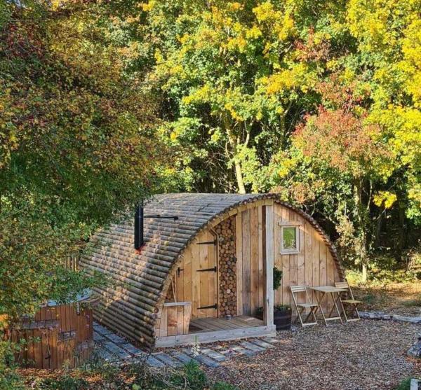 Fox Lodge At Heygates Lodging - With Hot Tub - Leicestershire