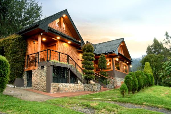 Vacaciones En Cuenca, Quédate En Picota Cucho Una Encantadora Quinta Vip Con Jacuzzi, Turco, Zona Bbq A 10km Del Centro De La Ciudad - 20 Huéspedes - 3 Habitaciones - Cañar