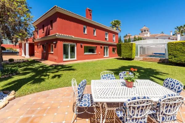 Ohana Luxury Villa With Heated Pool - Malaga