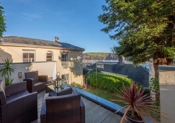 42 Above Town - Totnes