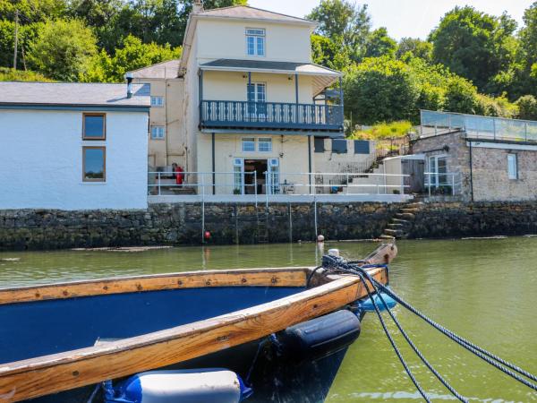 Shipwrights - Totnes