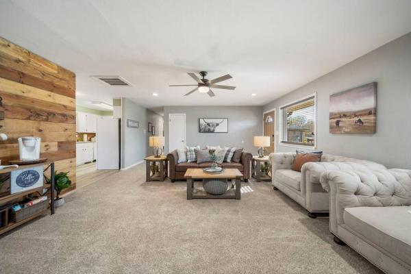 Muskogee Guest Favoritehuge Yardcoffee Bar! - Muskogee, OK