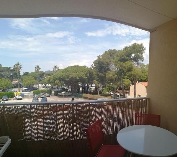 Sympathique Studio Climatisé Sur Le Port De Hyeres - Hyères