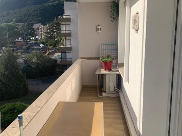 Charmant F3 Climatisé Avec Balcon Ensoleillé, Proche Centre Et Thermes - Amélie-les-bains - Amélie-les-Bains-Palalda