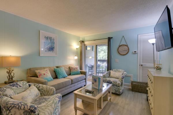 Steps To Beach, Coligny Plaza Hilton Head Condo! - Florida