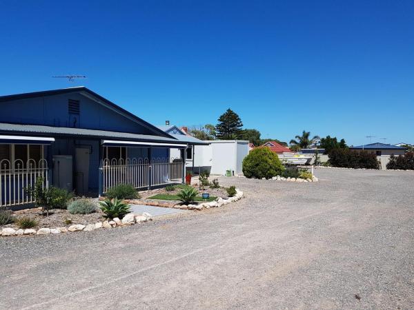 Blue Line Retreat - Unit 5 - Port Vincent