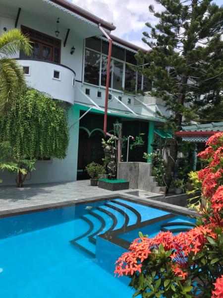 Avon Villa - Hikkaduwa
