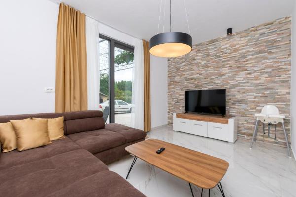 Apartman Luka - Omis - Postira