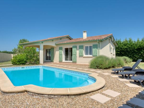 Holiday Home Les Lavandiers - Ord100 By Interhome - Lesparre-Médoc