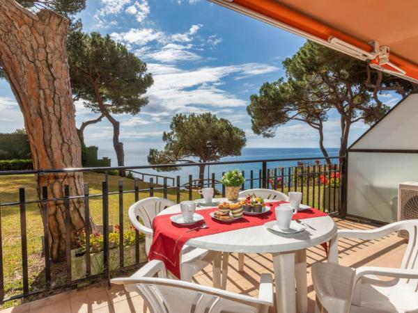 Seafront Views Apartment In Platja D'aro - Platja d'Aro