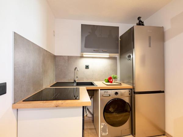 Apartment Le Riviera-3 By Interhome - Fréjus