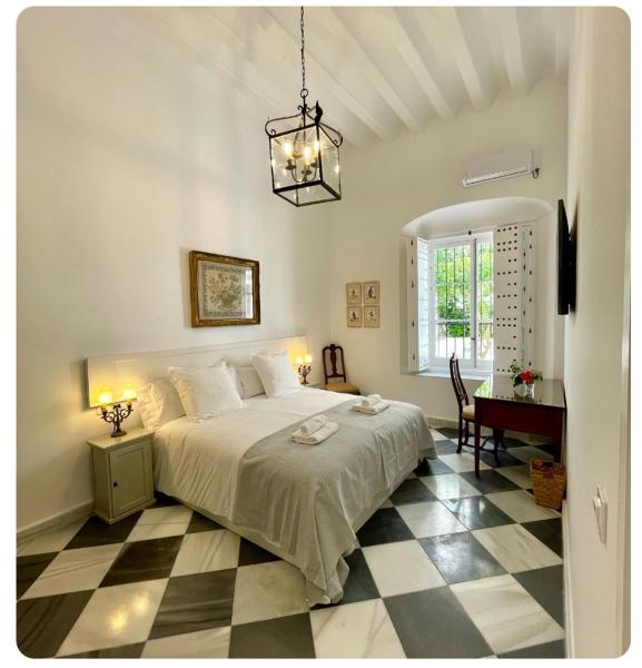 Gatu Premium Apartamento Palacio Oneto Con Jardín Privado " Preferente Mayores De 25 Años Y Familias " - El Puerto de Santa María