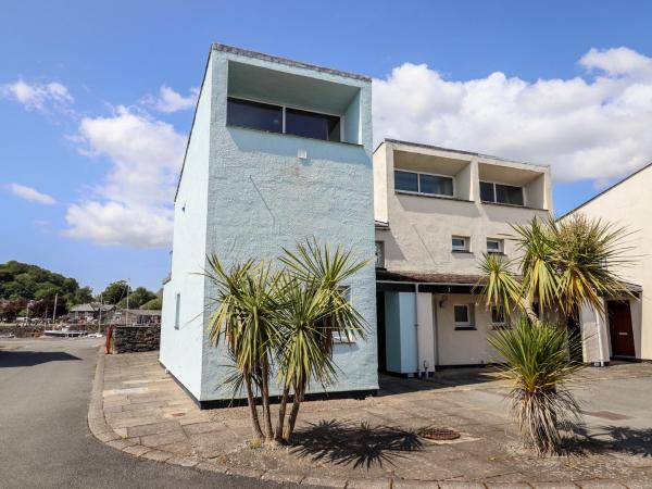 1 South Snowdon Wharf - Borth Y Gest