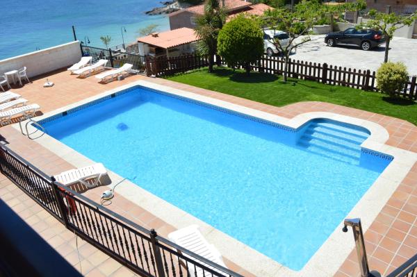 Apartamentos Sinás Playa - Marín